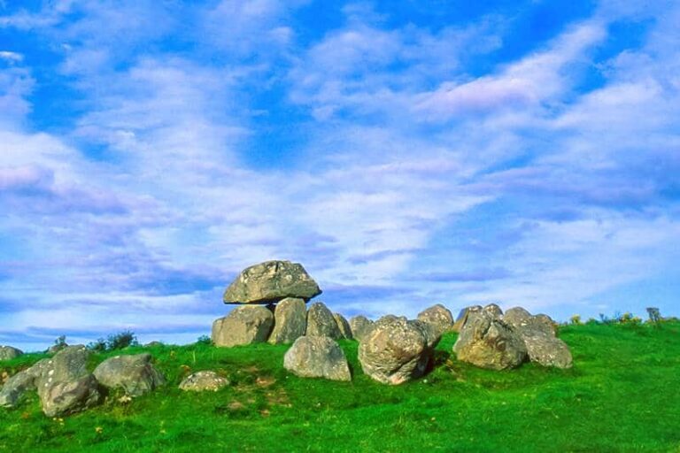 The Best Ancient Sites In Ireland (10 Historic Irish Attractions Not To ...